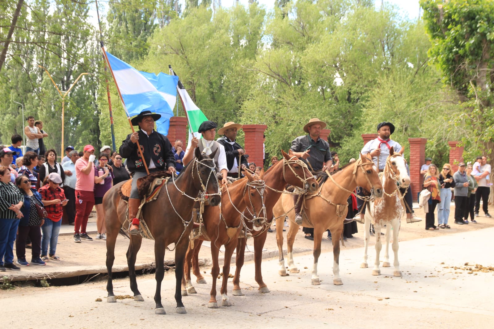 Valcheta festejó el Día de la Tradición - Semanario Bariloche